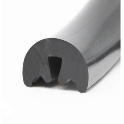 Relingslist till båt & maskiner - Köp ny fenderlist här!